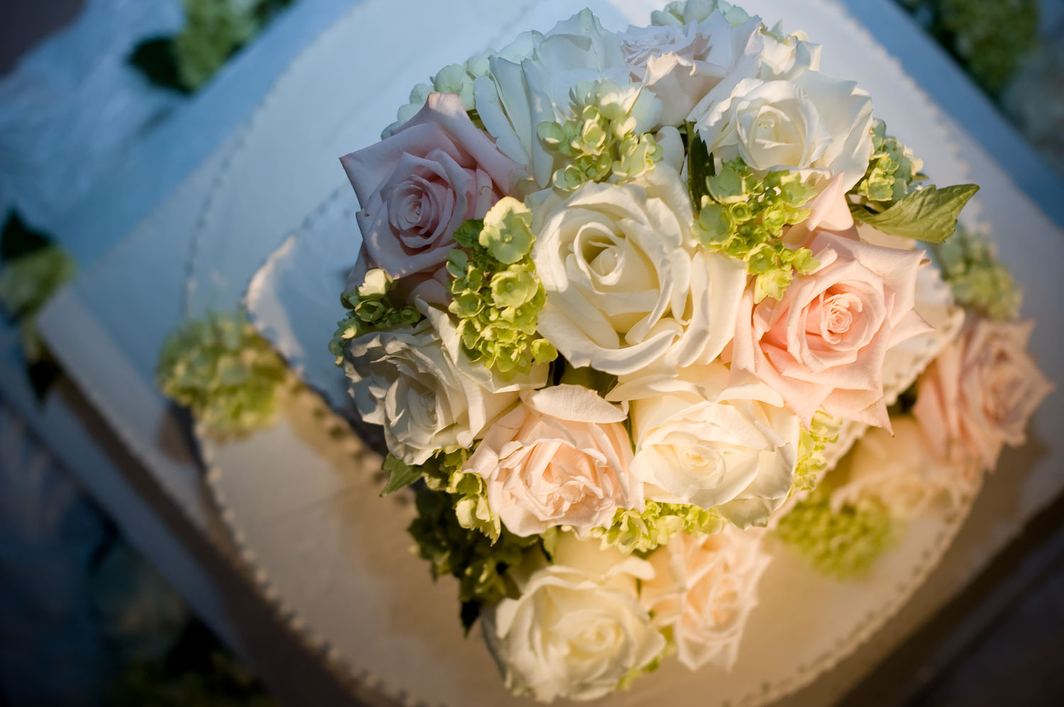 Using 2017 Pantone Colors in Your Wedding - Rose Hill Flowers ...