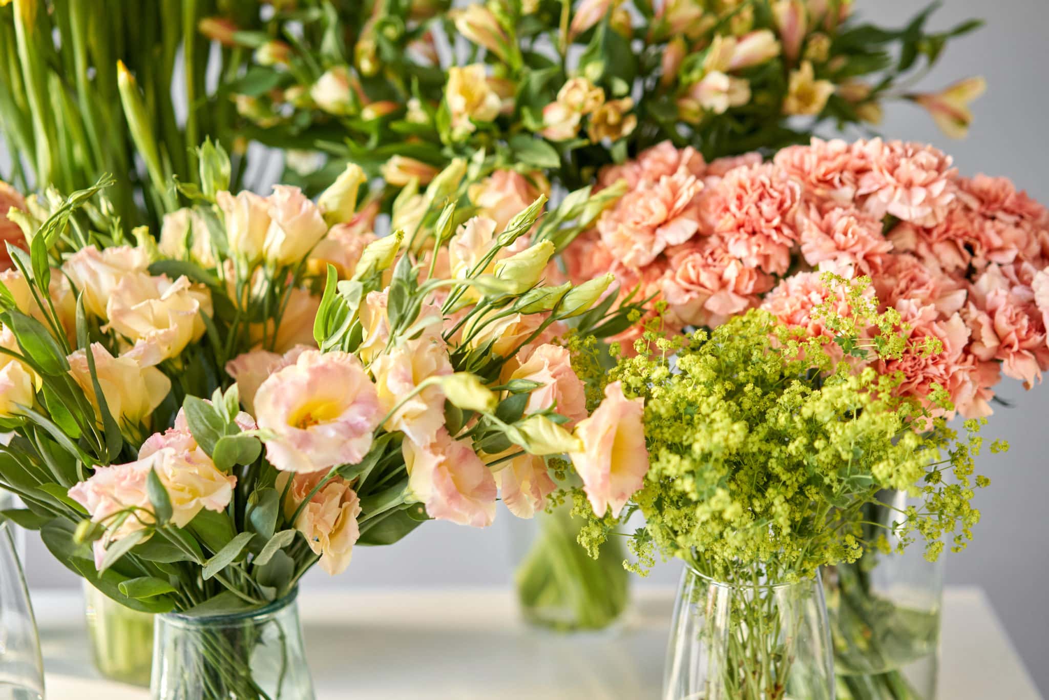 Best Tips for Creating a DIY Flower Bar for Your Celebration - Rose ...